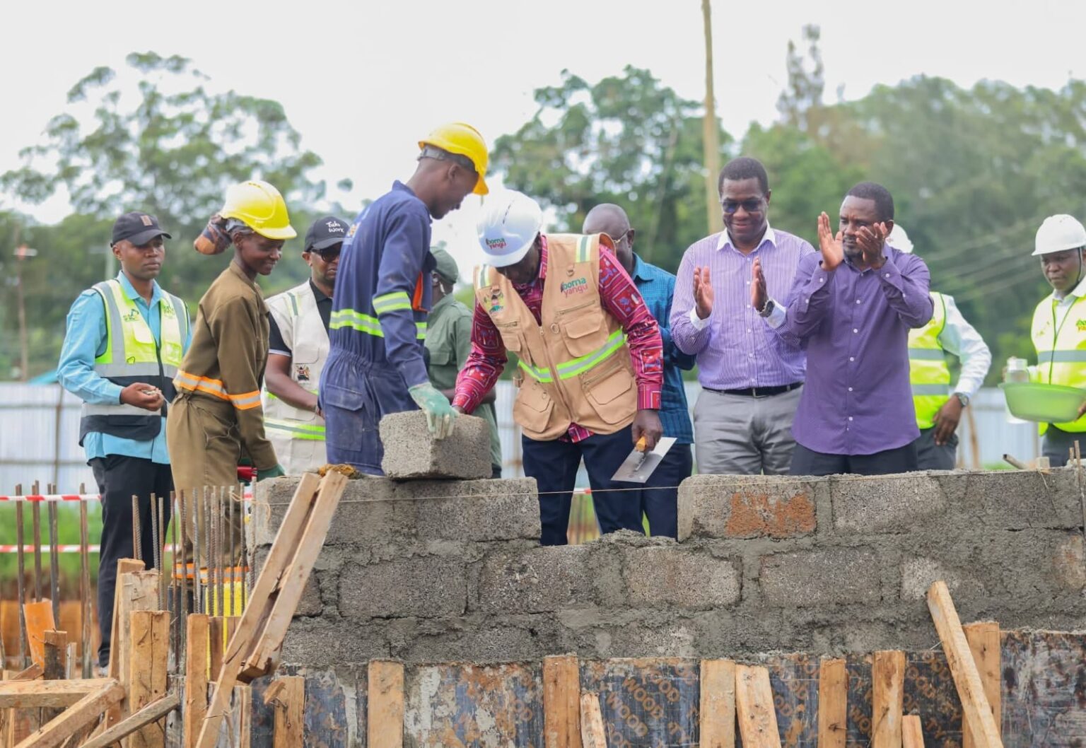 Ruto Launches Yala Housing Project, Renews Attack on Gachagua as He ...